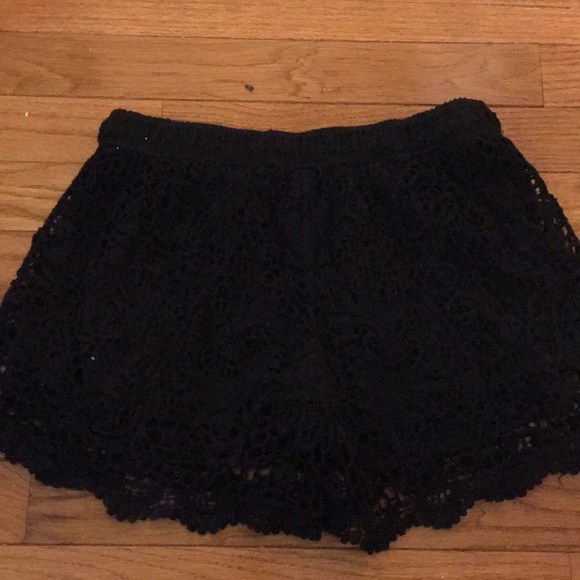 American Eagle Outfitters | Shorts | Black Flowy Shorts | Poshmark
